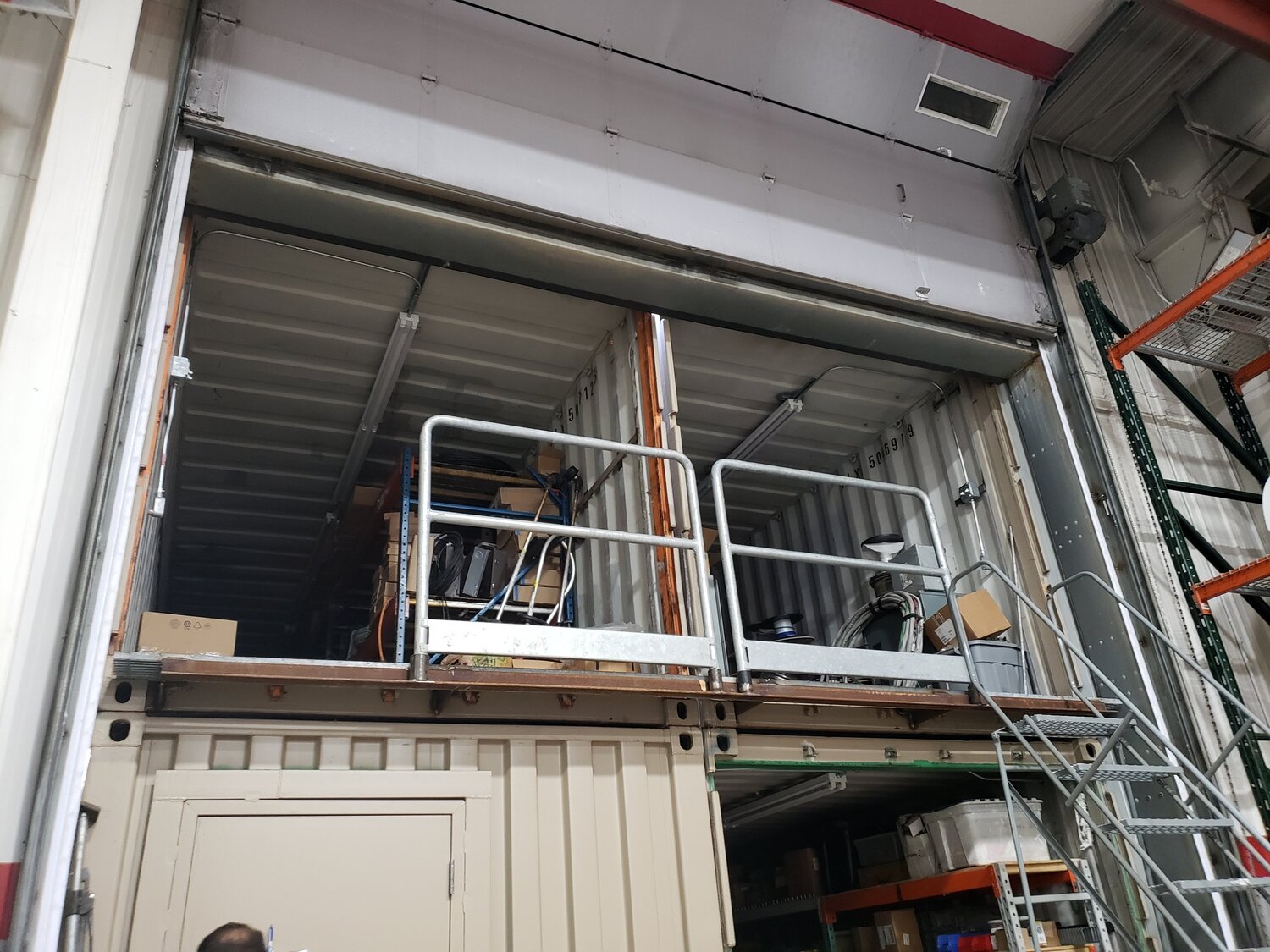 Double-decker Containers Add Extra Warehouse Space — Super Cubes